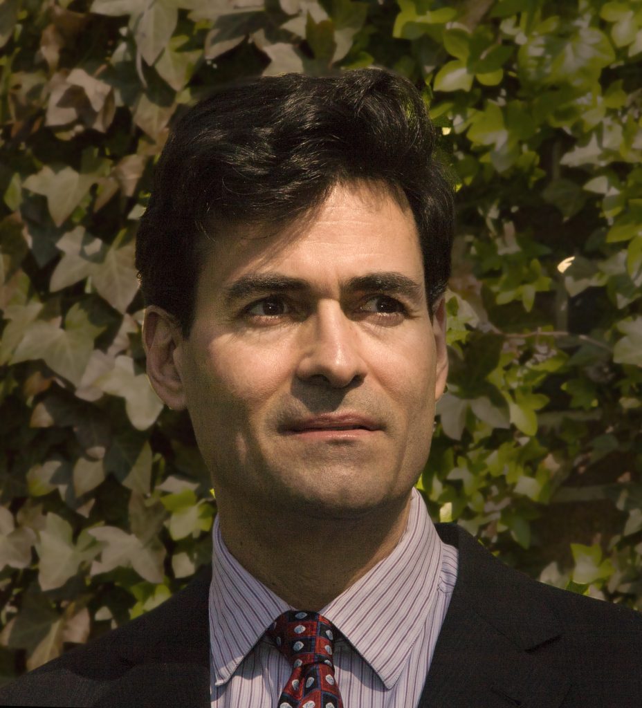 Reynolds reads: 5 questions with Adam Tanner | The Reynolds Center